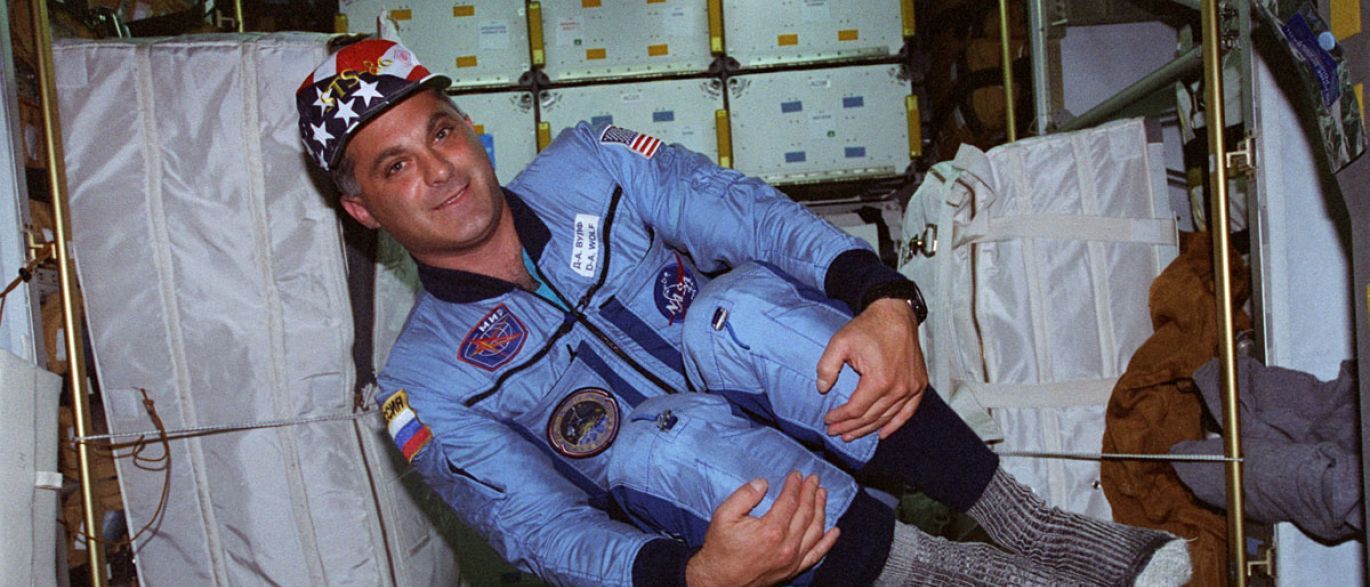 Há 19 anos: astronauta americano vota do espaço pela 1ª vez - Ciência ...