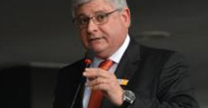 Janot reage a críticas contra investigação da PGR - Geral