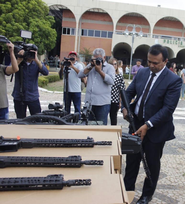 BOPE recebe fuzis sniper de alta precisão para operações policiais no ...