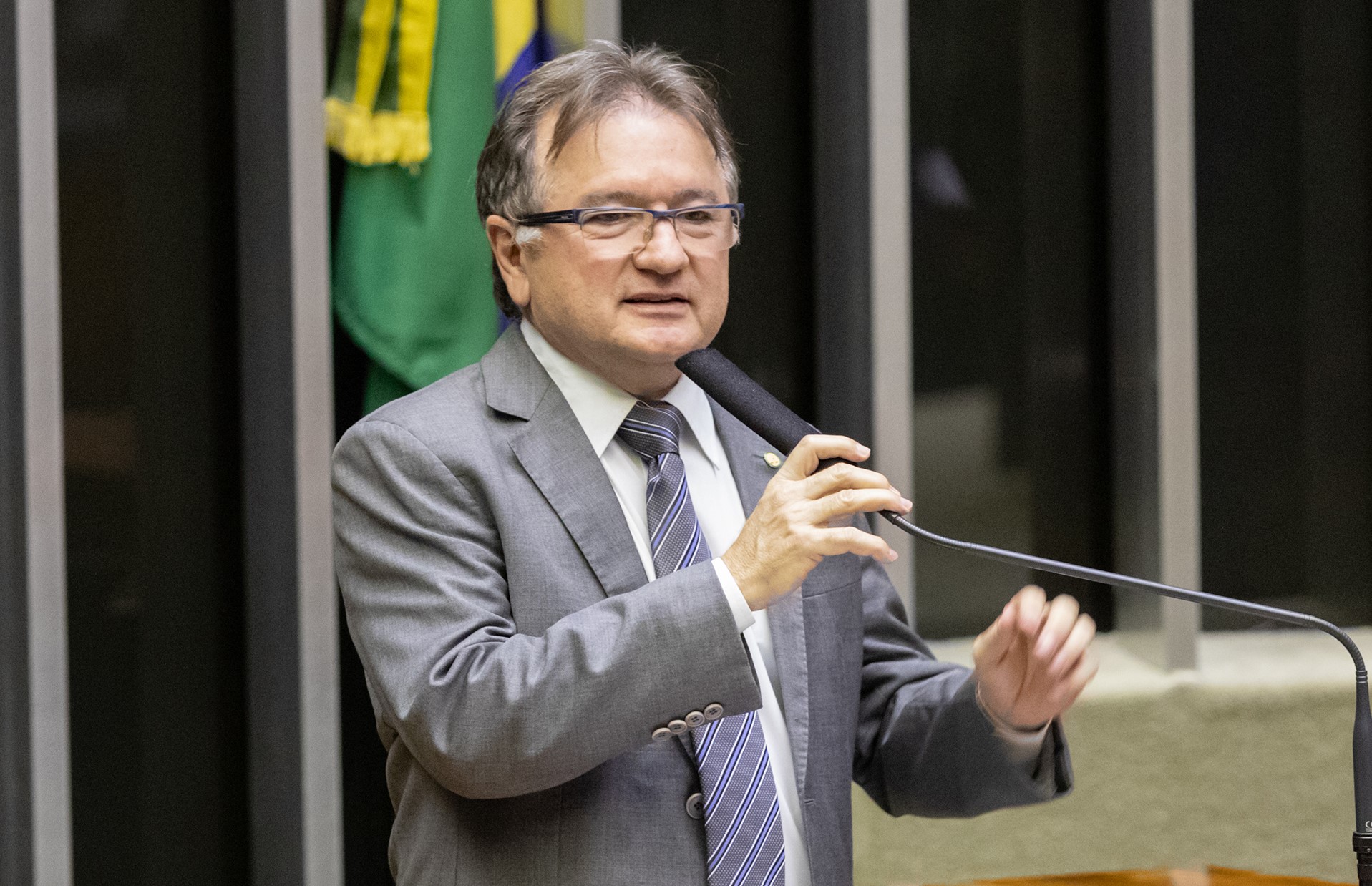 Merlong cobra explicações do MEC sobre divulgação dos dados do Enem e ...